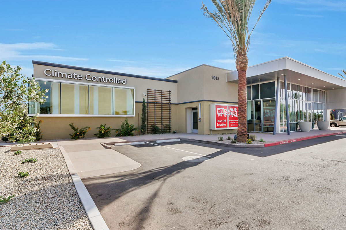 Next Gen Modern Storage - Upward Architects